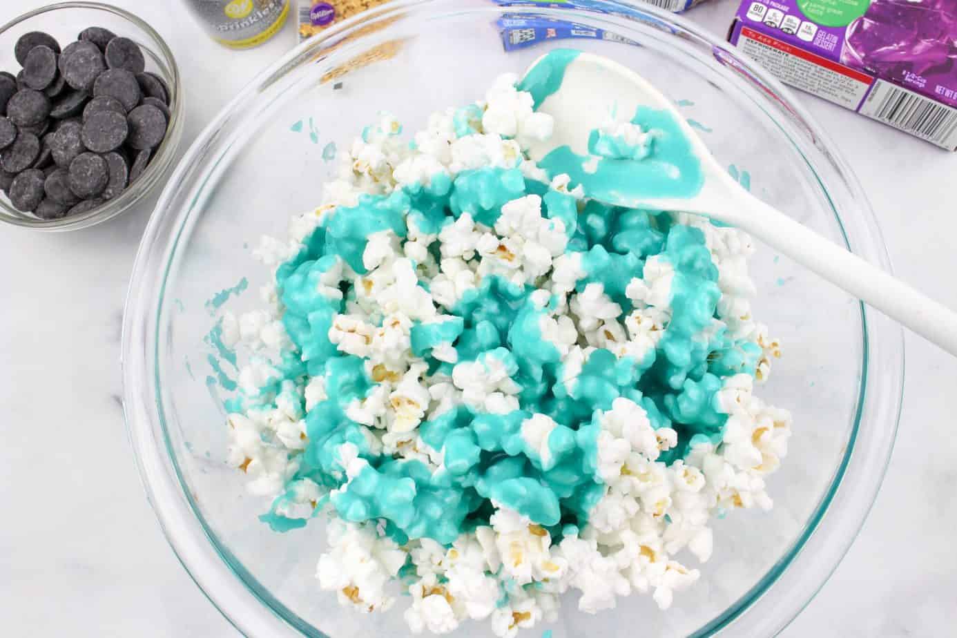 Galaxy Popcorn: Perfect For Star Wars Movie Night