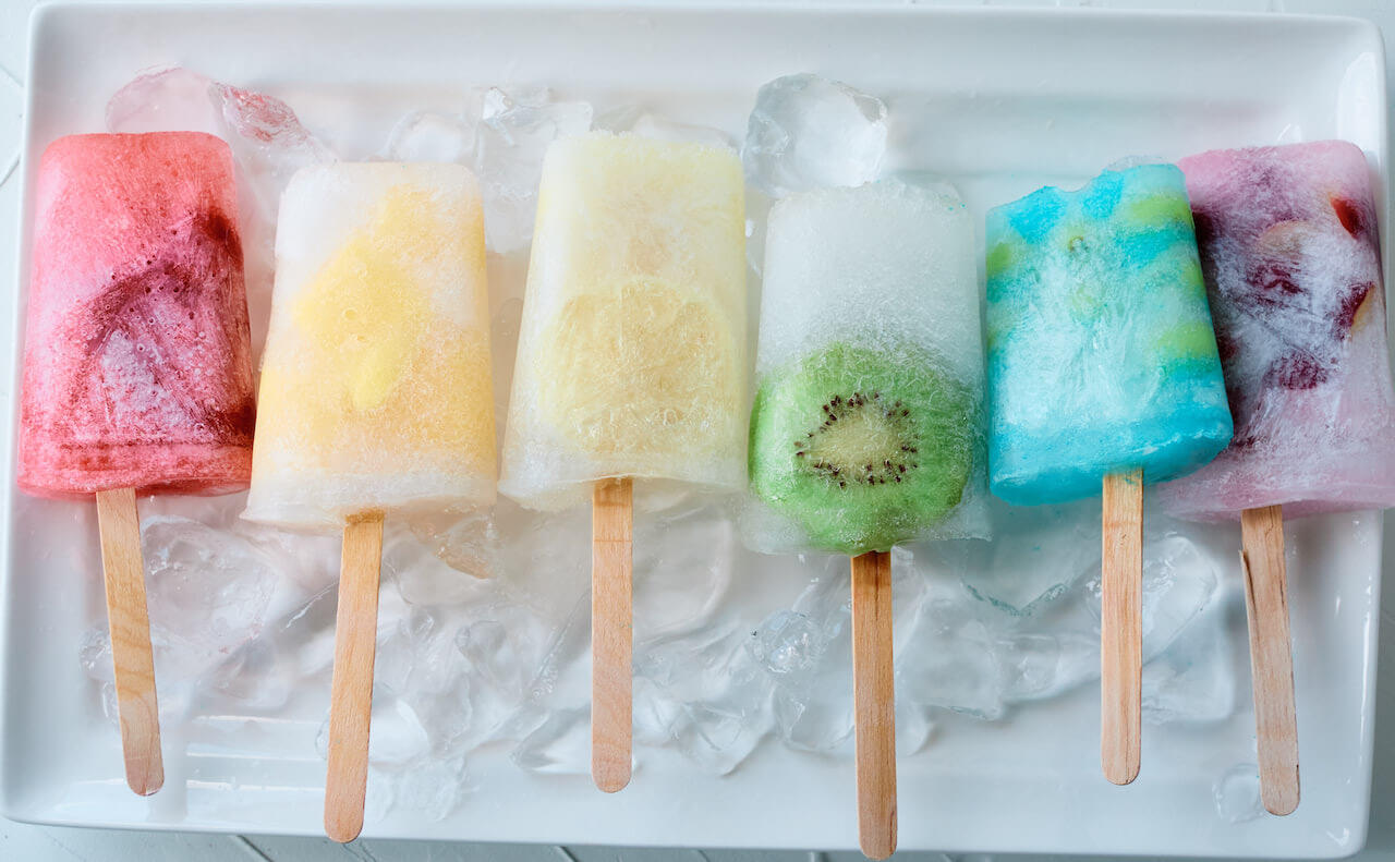 Rainbow Popsicles : Fruit Filled Popsicles of Every Color!