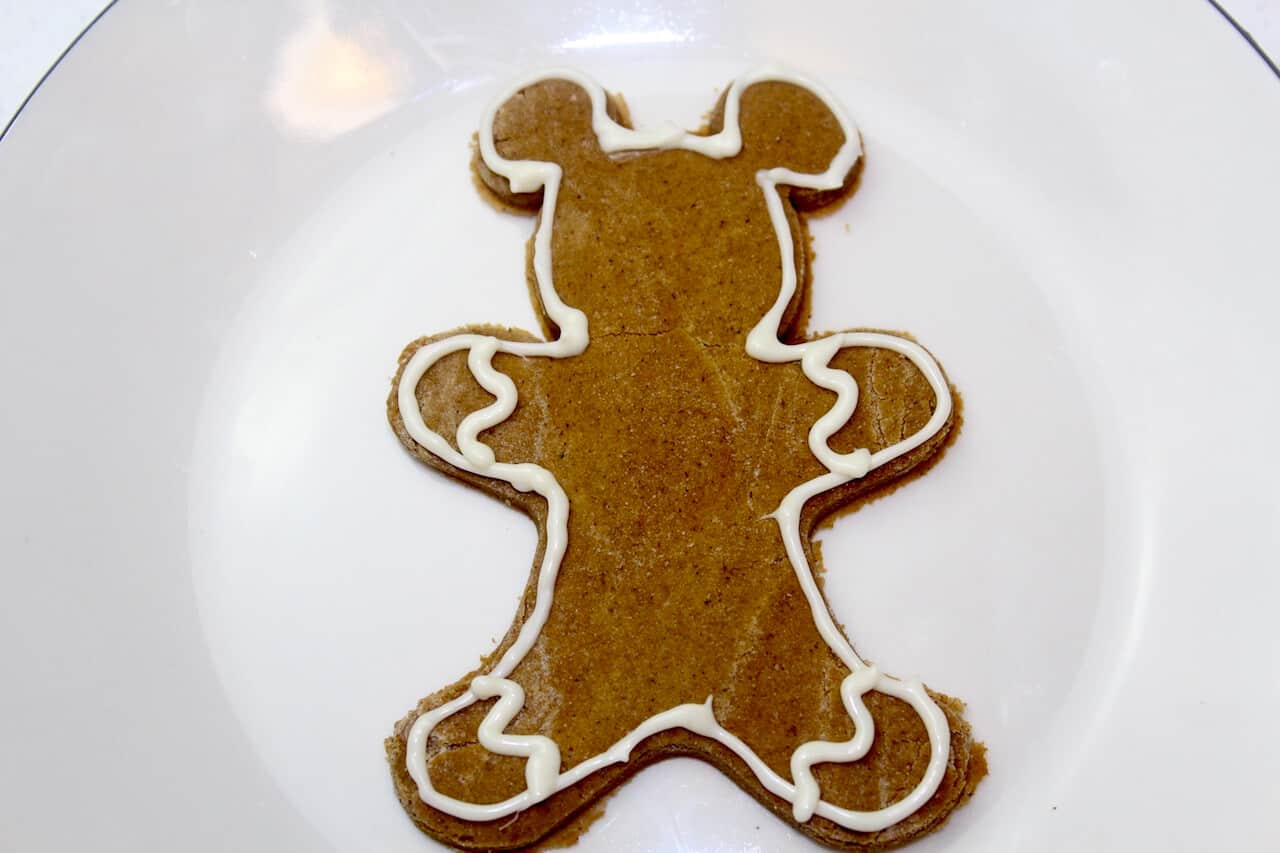 Mickey Mouse Gingerbread Cookies - Disneyland Copycat Recipe